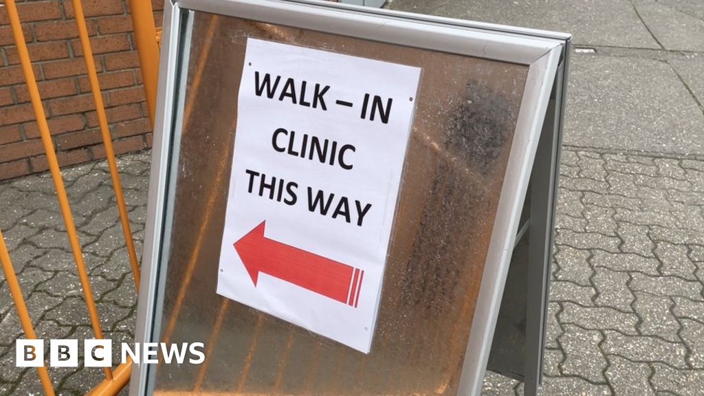 Manx Covid and flu jab walk-in sessions open for vulnerable people