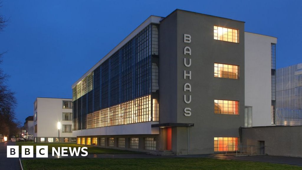 Bauhaus in pictures: The architects exiled by Nazis - BBC News