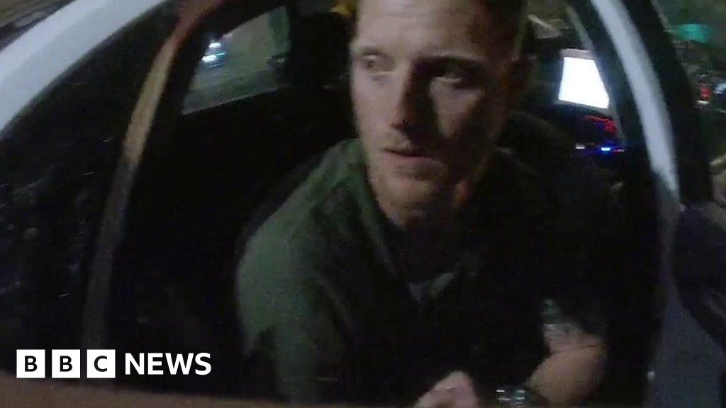 Ben Stokes trial: Fight outside nightclub caught on camera - BBC News