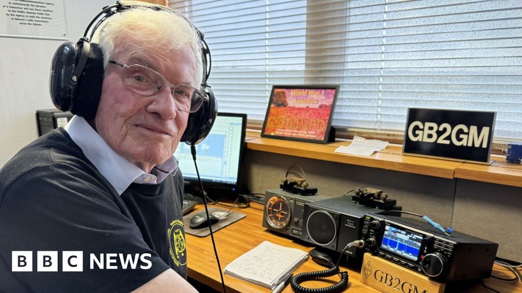 Radio enthusiasts mark Guglielmo Marconi anniversary - BBC News