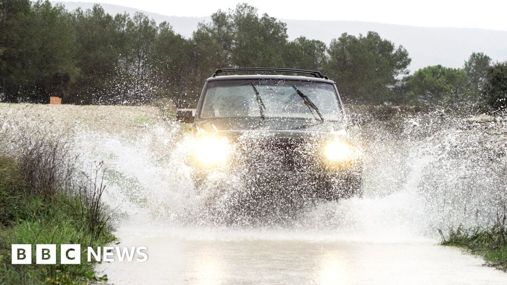 Weather: Heavy rain warning for much of Wales - BBC News