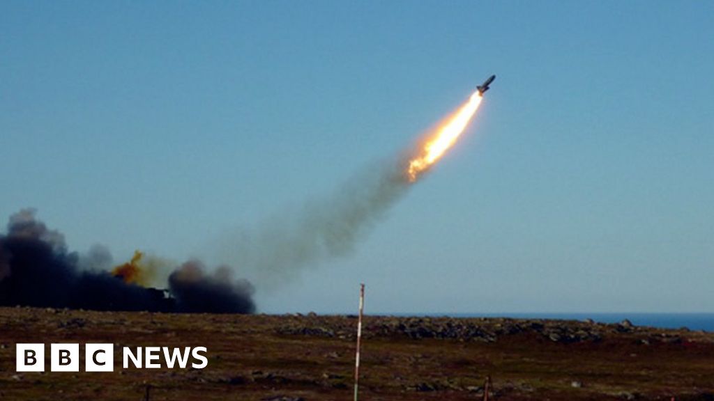 Russian cruise missile hits flats in Arctic accident - BBC News