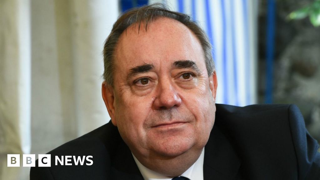 'No record' of previous Salmond complaints - BBC News
