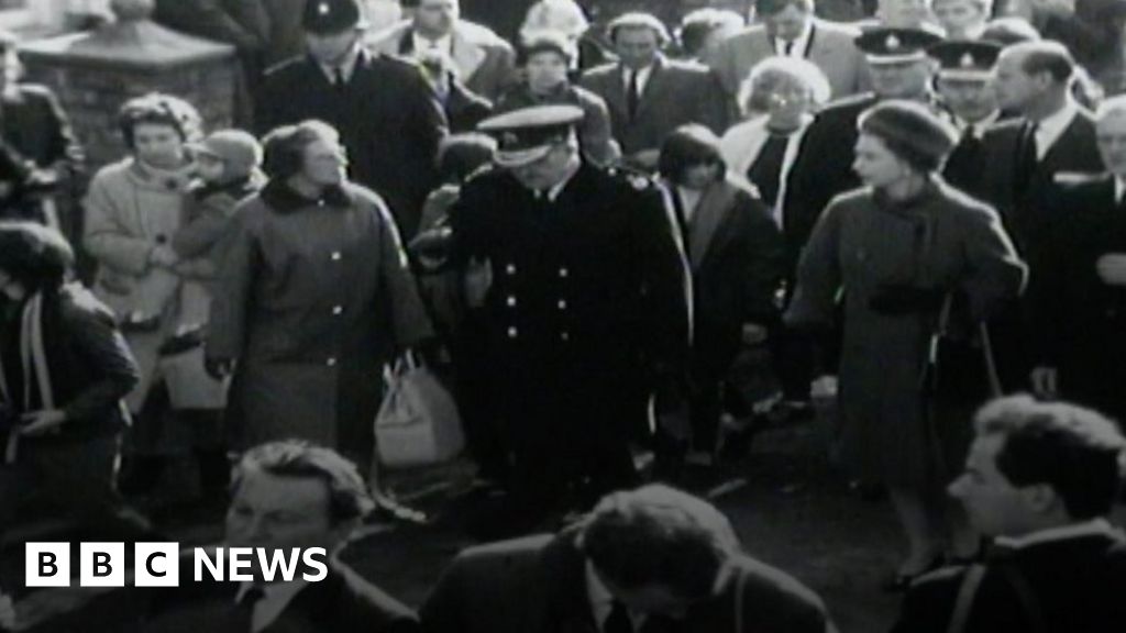 Queen Elizabeth II: Monarch's comfort to Aberfan disaster remembered