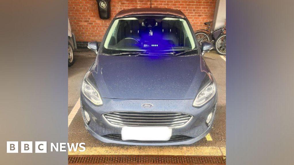Man charged over Corsham 'fake police officer' car-stop