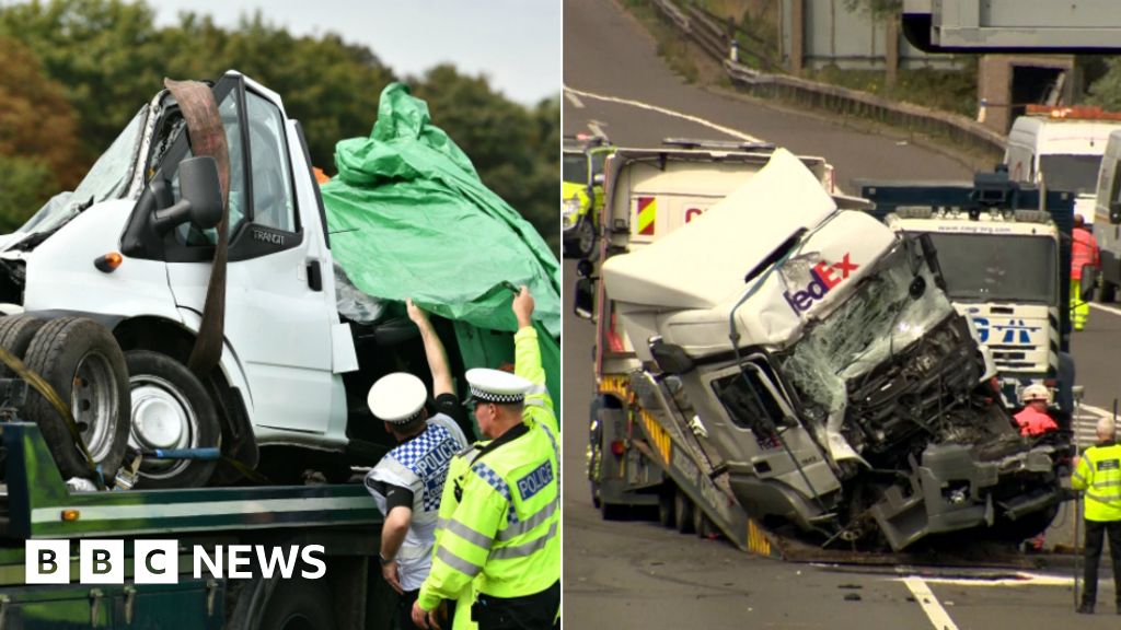 Eight dead in M1 minibus and lorry crash - BBC News