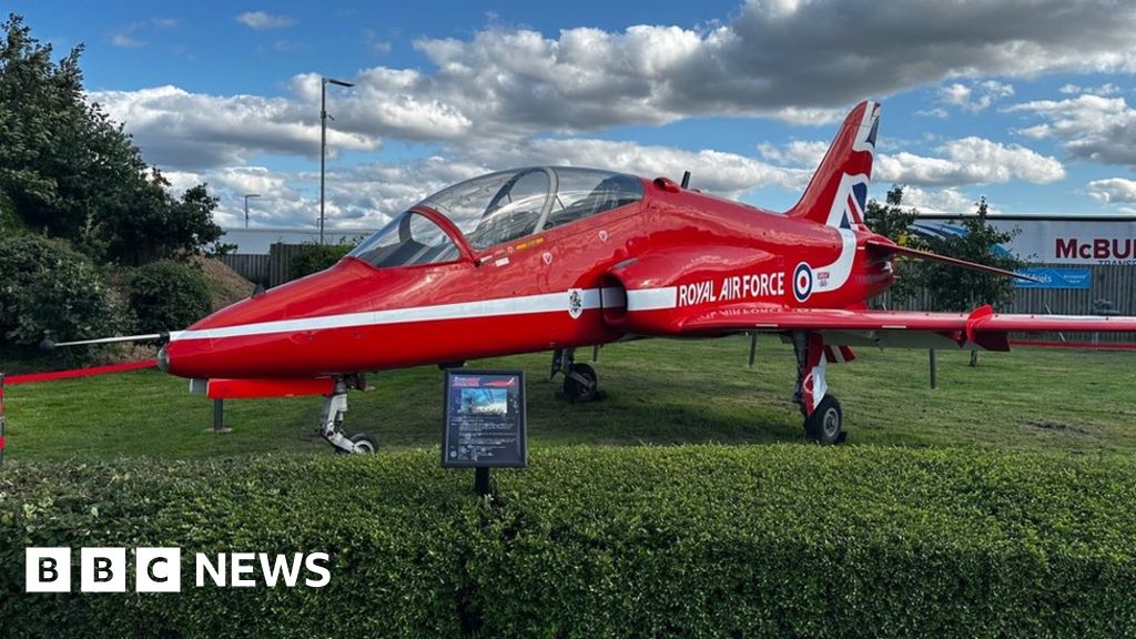 New home for Red Arrows jet at Coneygarth services