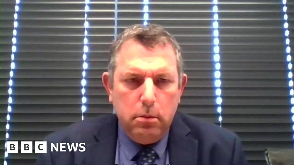 Covid: Israel infection surge shows need for caution, doctor says