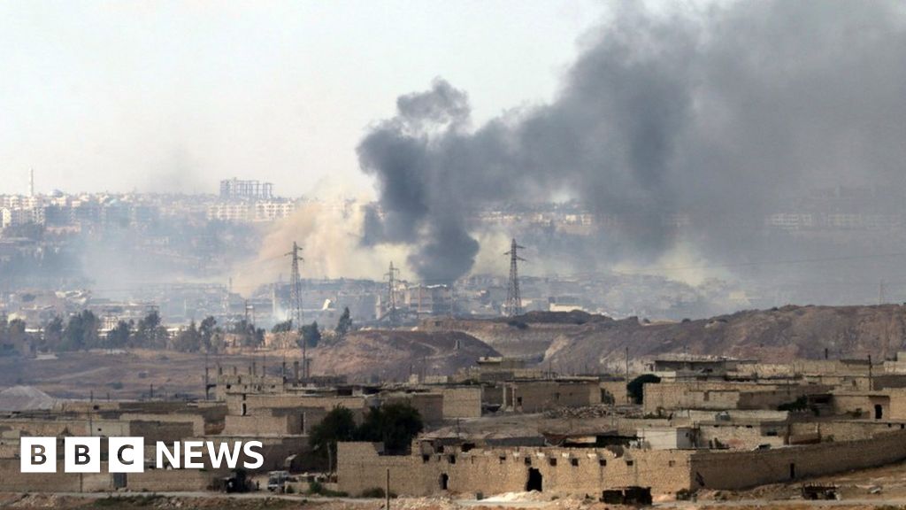 Syrian conflict: US and Russia agree peace moves - BBC News