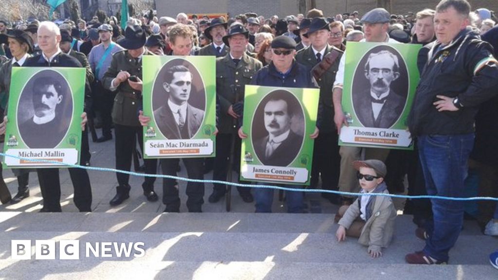 1916 Easter Rising: Dublin march commemorates rebel leaders - BBC News