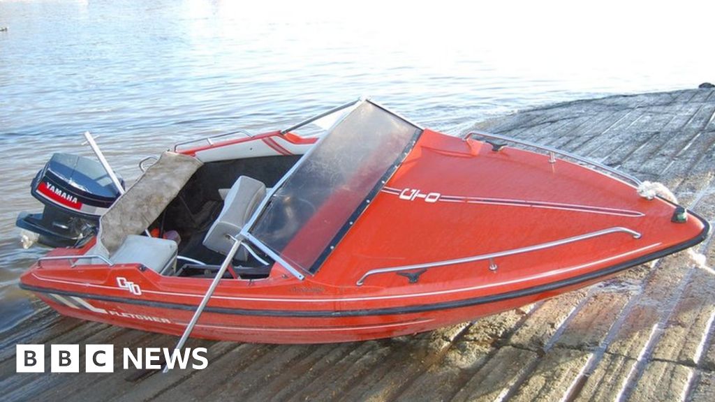 Speedboat death trial: Boat taken to Old Bailey as evidence