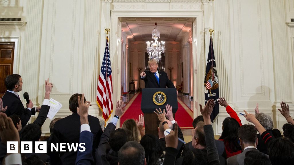 Mid-term elections 2018: Trump hails 'tremendous success' - BBC News