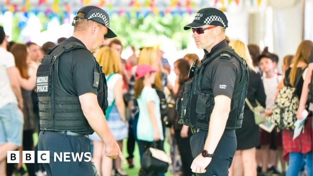 'Be alert' advice as UK terror threat level reduced - BBC News