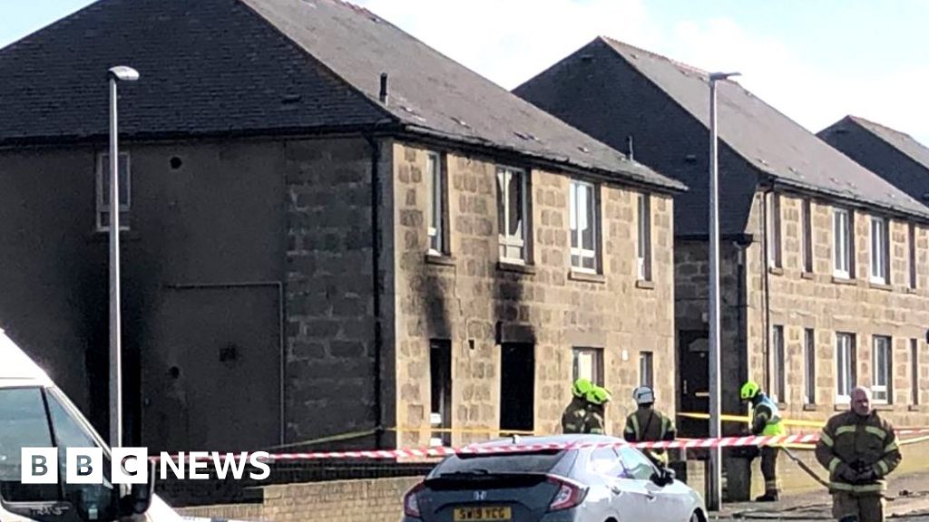 Man hurt in Fraserburgh house fire after 'explosion' reports - BBC News