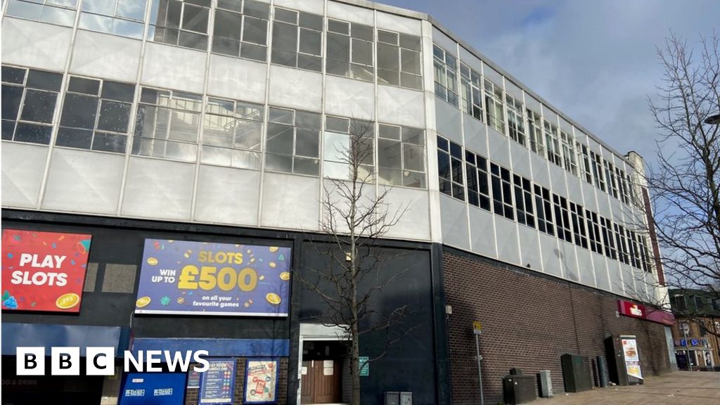 Half of closing Hanley DWP office staff redeployed