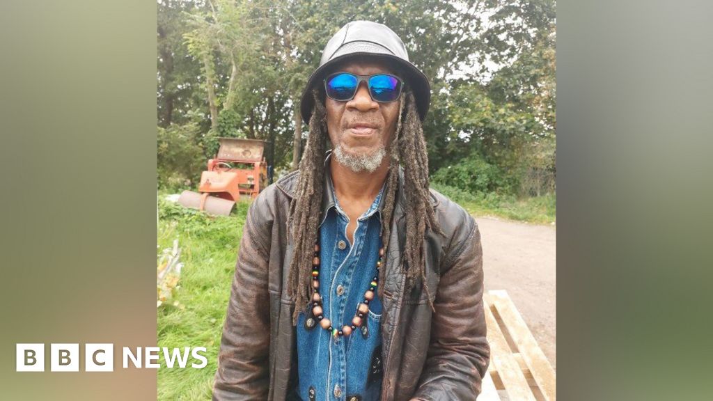 Bristol man who died in attack was 'beloved' by community - BBC News