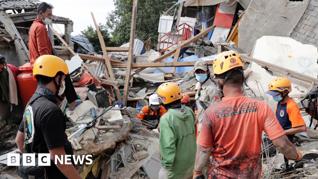 Indonesia earthquake: Rescuers battle aftershocks as survivor search continues