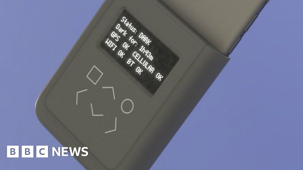 Could this case stop your phone being hacked? - BBC News