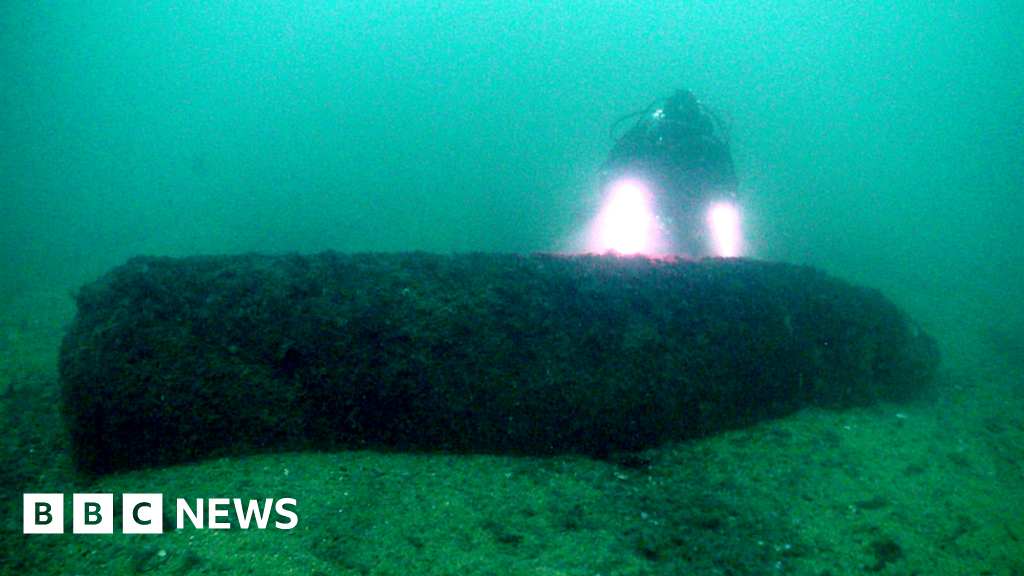 Suspected WW2 device found by divers off Cornish coast