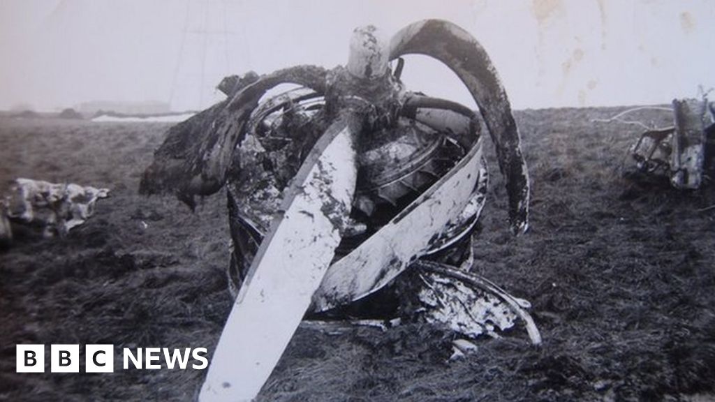 Winter Hill: Man recalls aftermath of 1958 air disaster