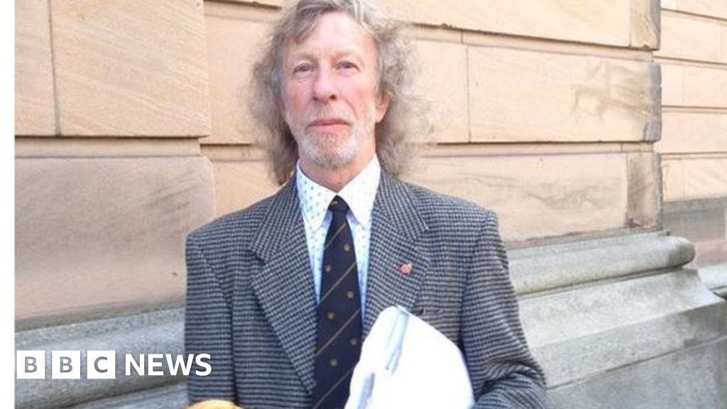 Gull gunman in court for shooting Wirral sea bird - BBC News