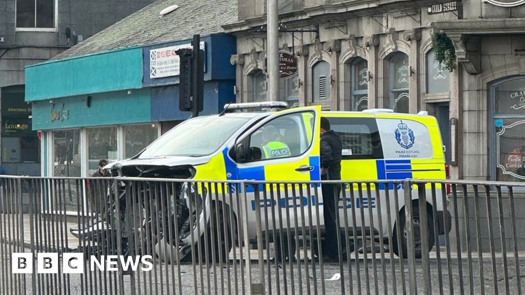 Police officer taken to hospital after Aberdeen crash
