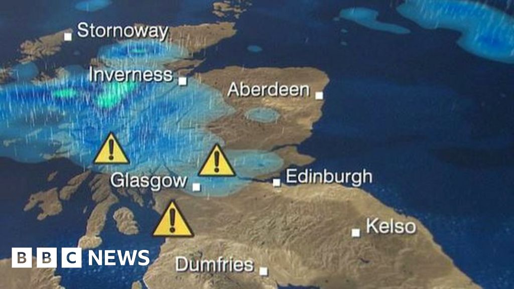 Met Office issues 'be aware' warning for heavy rain - BBC News