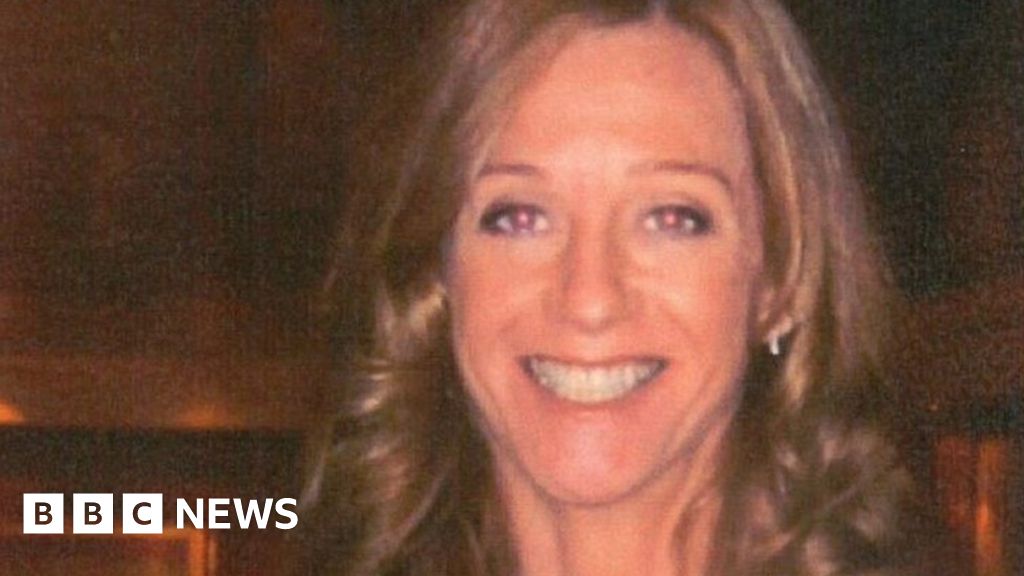 Adrian Rodi jailed for life for strangling ex-wife Angela Rider - BBC News