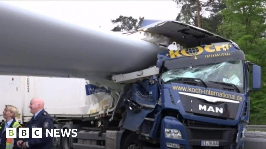 Spectacular scenes after lorry and wind turbine collision - BBC News
