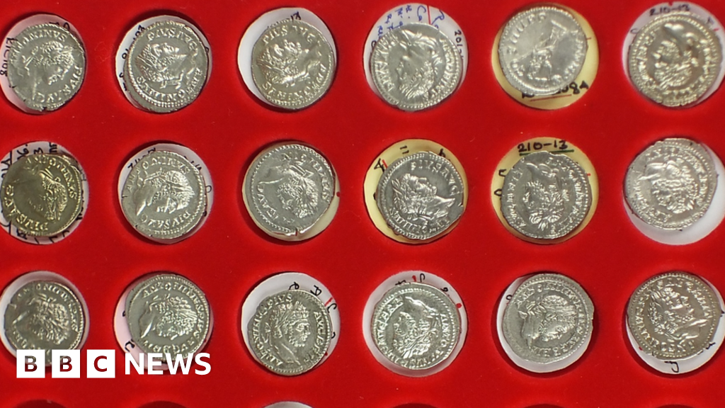 Large Roman coin collection to go on sale - BBC News