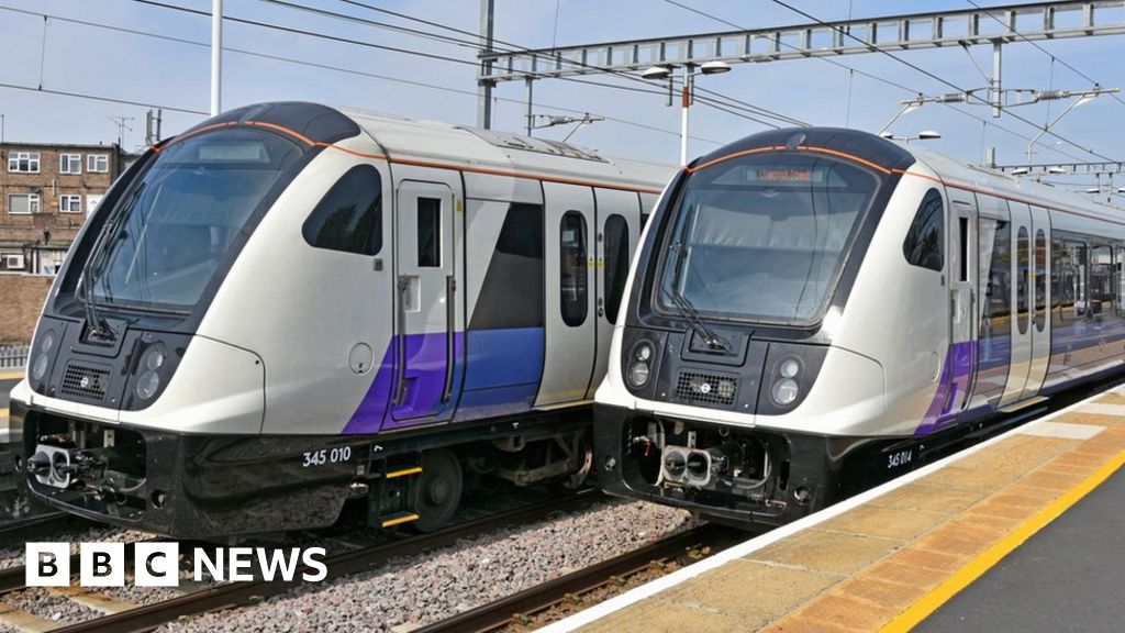 Crossrail: Full timetable 'predicted in May 2023' - BBC News