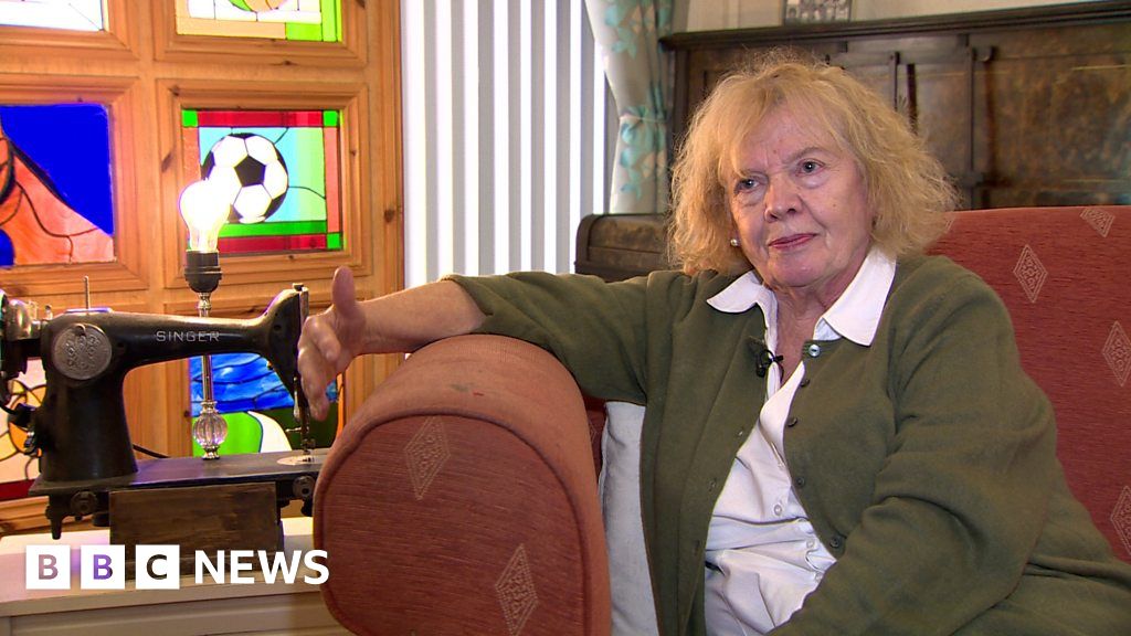 Brian Service murder: 'Don't let him be forgotten' says mother - BBC News