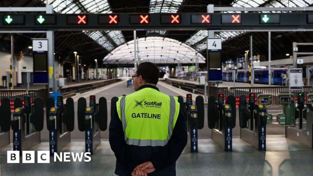 Scottish ministers refuse to comply with UK government strike plan ...