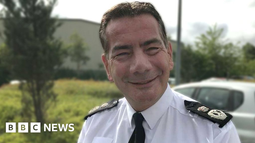 Northamptonshire Police chief Nick Adderley offers to pay for thin blue ...