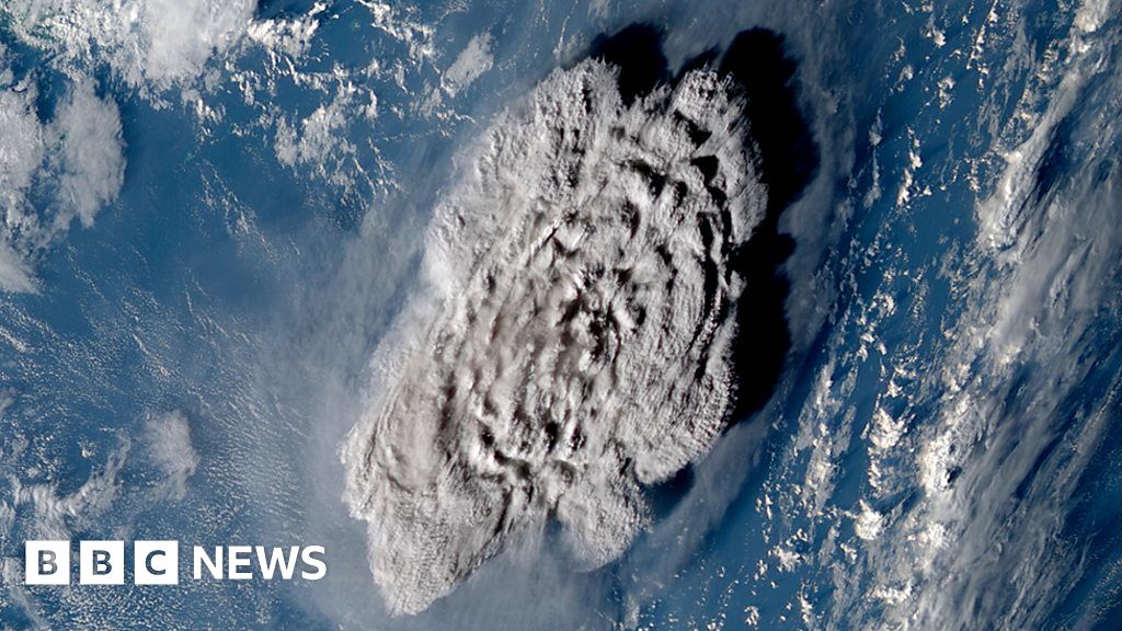 Tonga eruption was 'record atmospheric explosion' - BBC News