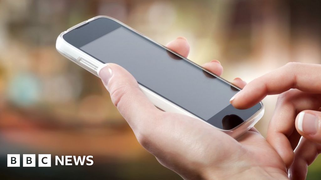 What being in the EU means for our mobile phones - BBC News