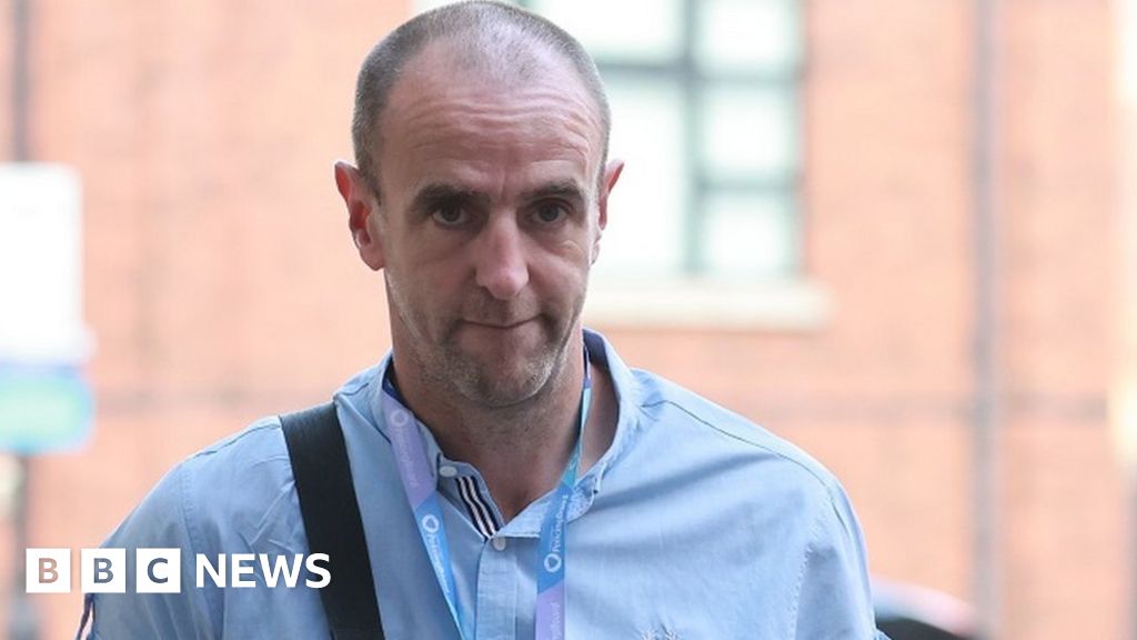 Mark H Durkan: SDLP MLA condemns graffiti targeting him - BBC News