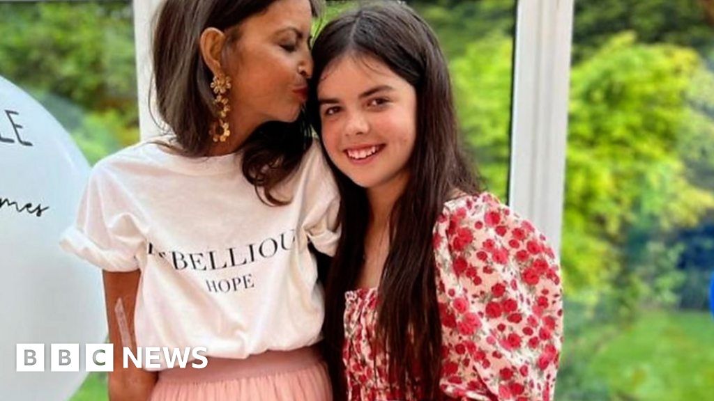 How Dame Deborah James' family remember her