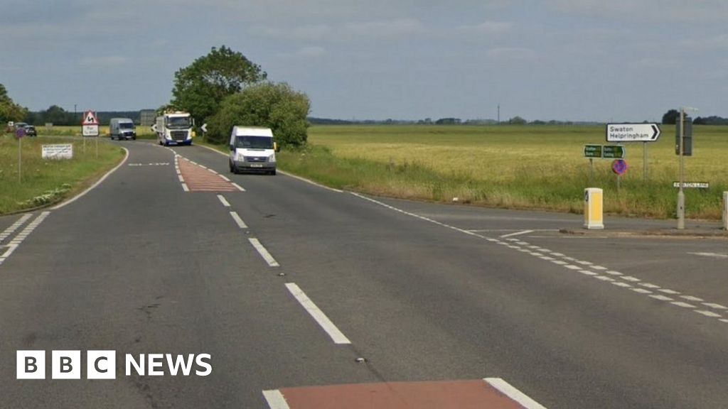 Swaton: Woman, 19, dies after three-vehicle crash on A52 - BBC News