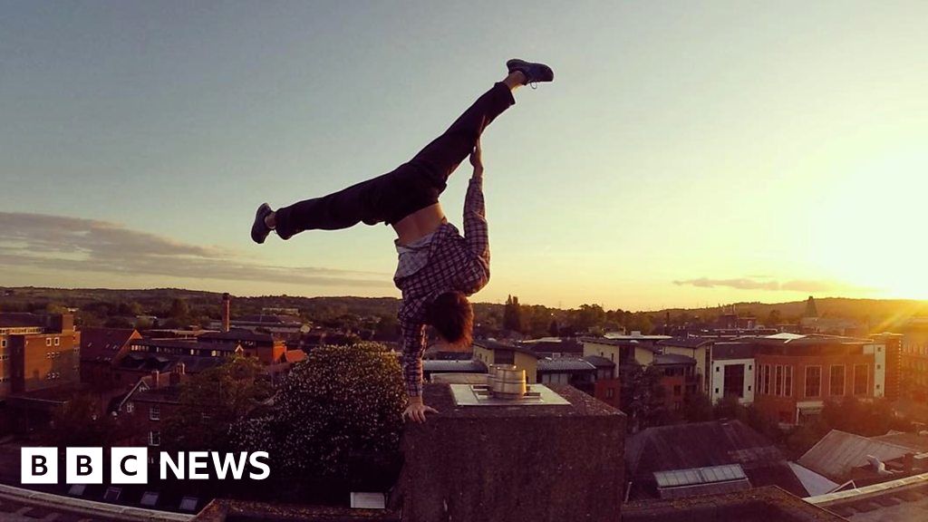 The Instagrammer who shares his love of handstands - BBC News