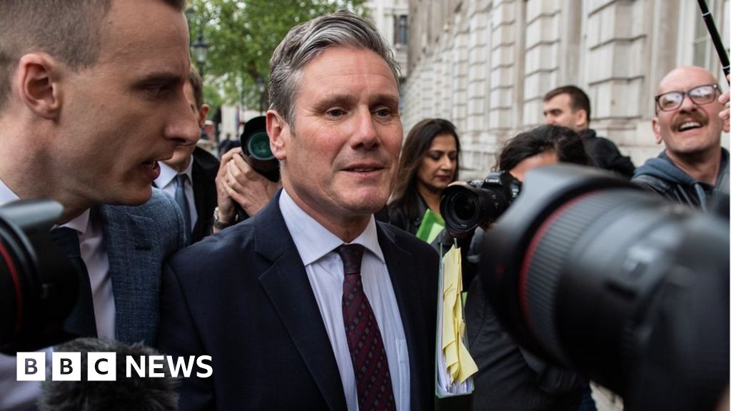 Brexit: Withdrawal Agreement Bill 'should include public vote'