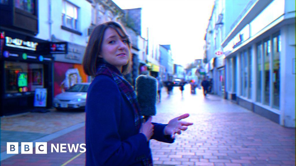 Welsh Labour: Merthyr people's questions to leadership hopefuls - BBC News
