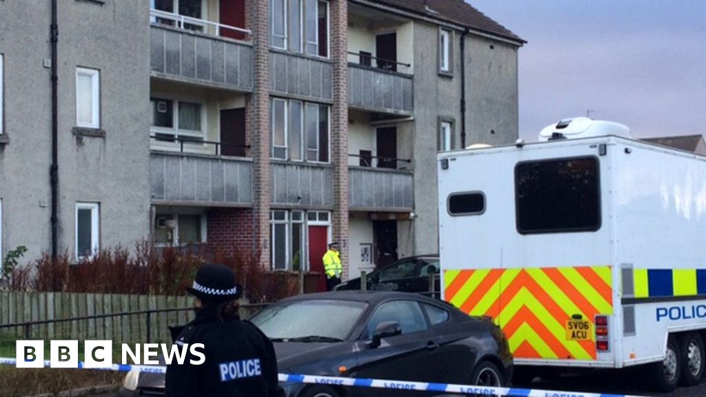 Tribute to Robert Reid in Aberdeen murder inquiry - BBC News