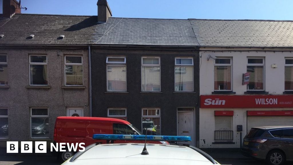 Larne: Children 'traumatised' after man attacked by gang