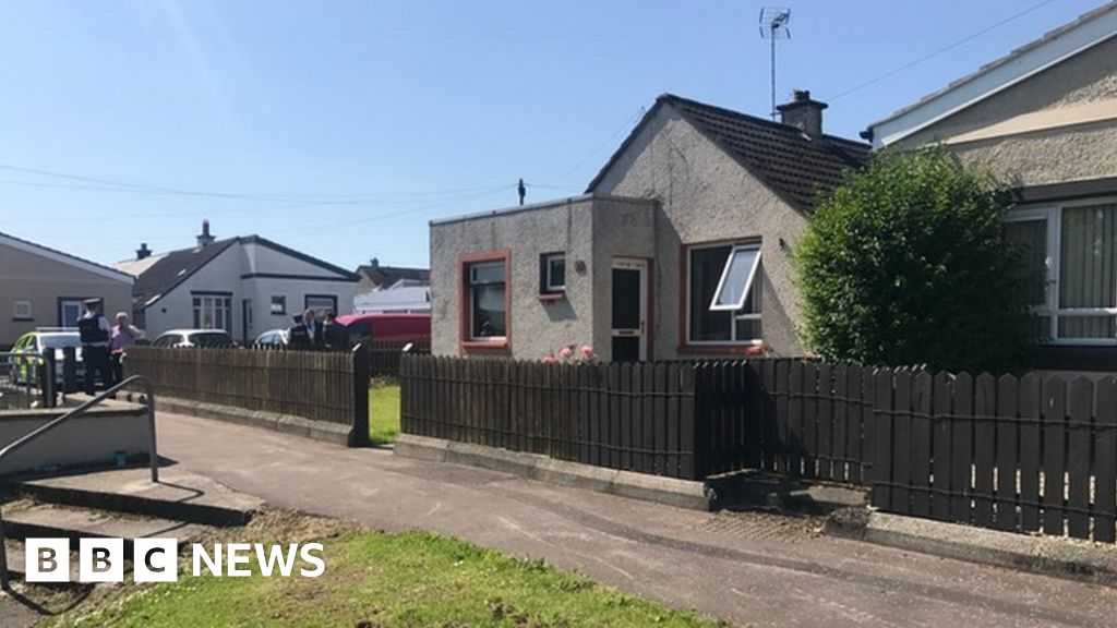 Woman dies after Limavady house fire - BBC News
