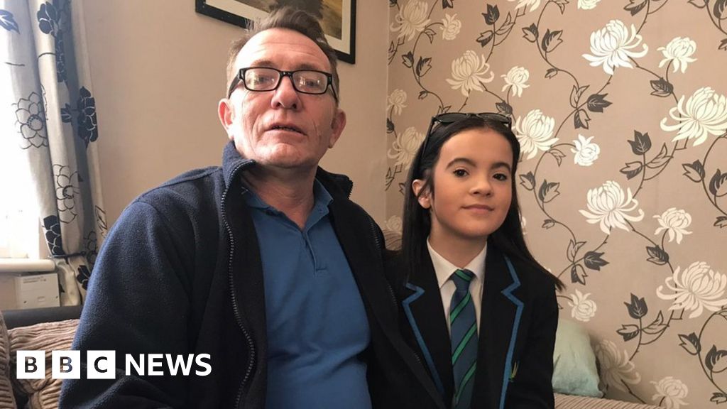 Girl who raised Wrabness mudflat alarm 'had to be calm' - BBC News