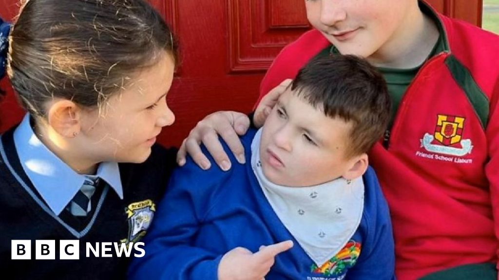 Strikes: 'Protect vulnerable children from industrial action' - BBC News