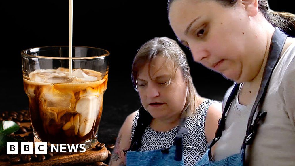 Reading coffee shop helping women rebuild their lives - BBC News