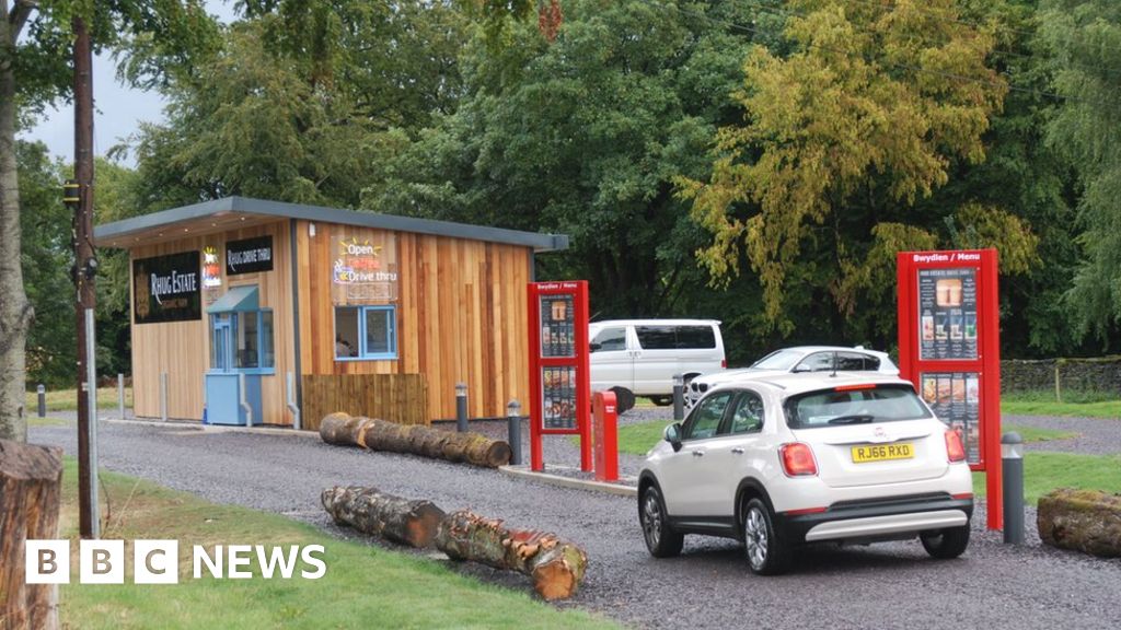 'First farm drive-thru' opens to public in north Wales - BBC News