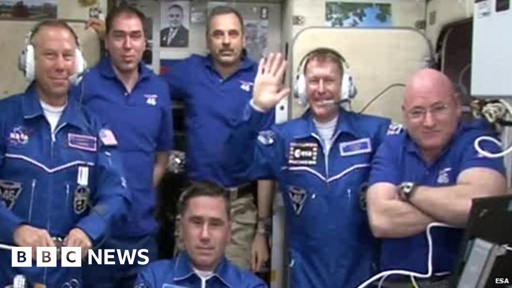 Live: Tim Peake news briefing from International Space Station - BBC News